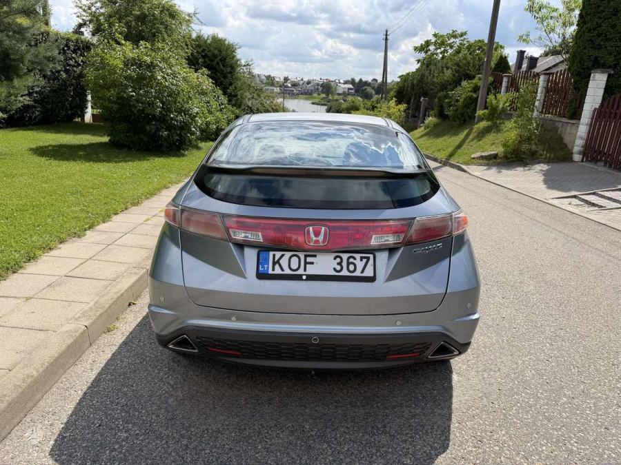 Zils Honda Civic 2008 Viļņa, ar dzinēja tilpumu 1.80 L un nobraukumu 220 tūkst. km par 2950 €, foto 9 vietnē AUTOMOTO.COM.LV