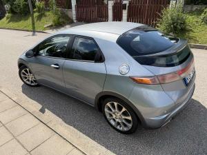 Zils Honda Civic 2008 Viļņa, ar dzinēja tilpumu 1.80 L un nobraukumu 220 tūkst. km par 2950 €, foto 13 vietnē AUTOMOTO.COM.LV