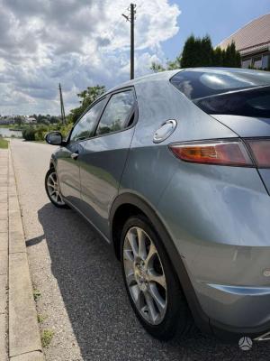 Zils Honda Civic 2008 Viļņa, ar dzinēja tilpumu 1.80 L un nobraukumu 220 tūkst. km par 2950 €, foto 14 vietnē AUTOMOTO.COM.LV