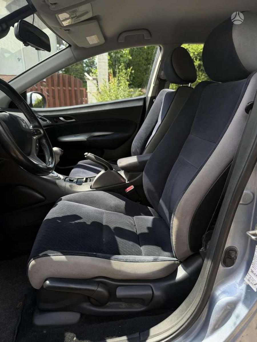 Zils Honda Civic 2008 Viļņa, ar dzinēja tilpumu 1.80 L un nobraukumu 220 tūkst. km par 2950 €, foto 17 vietnē AUTOMOTO.COM.LV
