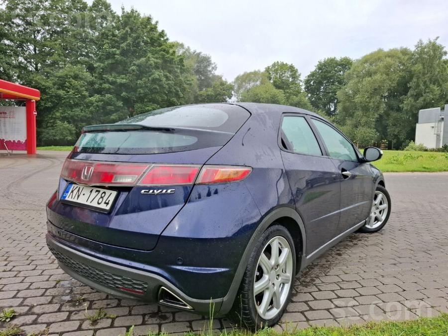 Blue Honda Civic 2008 in Riga, with an engine capacity of 2.20 L and mileage of 411 thousand km for 1430 €, photo 4 on AUTOMOTO.COM.LV