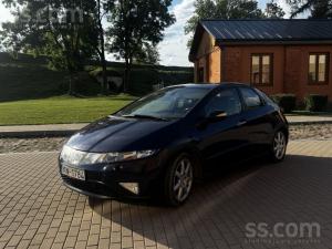 Zils Honda Civic 2008 Daugavpils, ar dzinēja tilpumu 2.20 L un nobraukumu 475 tūkst. km par 2150 €, foto  vietnē AUTOMOTO.COM.LV
