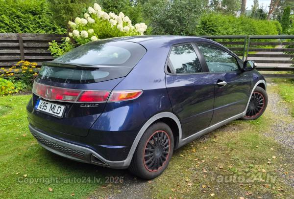 Zils Honda Civic 2008 Saue, ar dzinēja tilpumu 1.80 L un nobraukumu 214 tūkst. km par 3200 €, foto 3 vietnē AUTOMOTO.COM.LV