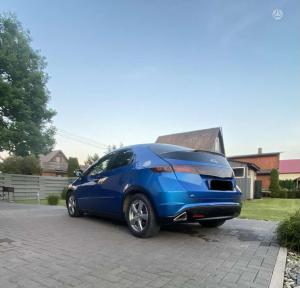 Blue Honda Civic 2009 in Panevezys, with an engine capacity of 1.80 L and mileage of 175 thousand km for 2550 €, photo 4 on AUTOMOTO.COM.LV