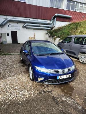 Zils Honda Civic 2009 Viļņa, ar dzinēja tilpumu 2.20 L un nobraukumu 305 tūkst. km par 3000 €, foto 4 vietnē AUTOMOTO.COM.LV