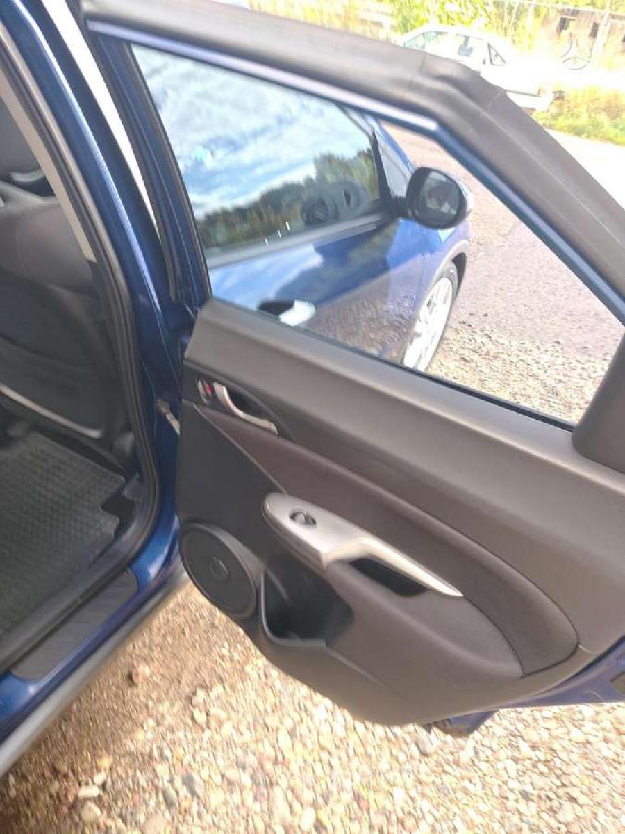 Zils Honda Civic 2009 Viļņa, ar dzinēja tilpumu 2.20 L un nobraukumu 305 tūkst. km par 3000 €, foto 16 vietnē AUTOMOTO.COM.LV
