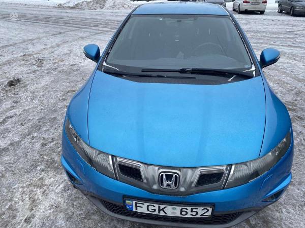 Zils Honda Civic 2011 Kauņa, ar dzinēja tilpumu 1.34 L un nobraukumu 155 tūkst. km par 5600 €, foto 2 vietnē AUTOMOTO.COM.LV