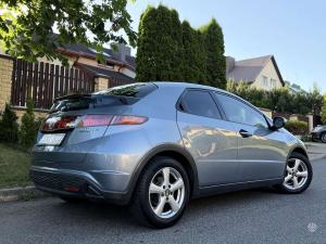 Blue Honda Civic 2011 in Vilnius, with an engine capacity of 1.80 L and mileage of 215 thousand km for 3450 €, photo 16 on AUTOMOTO.COM.LV