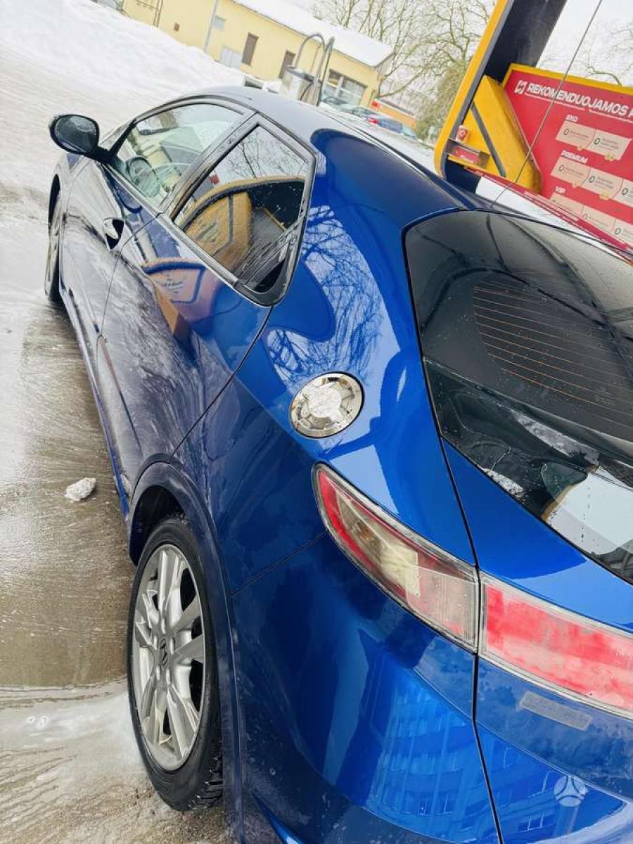 Blue Honda Civic 2011 in Jonava, with an engine capacity of 2.20 L and mileage of 266 thousand km for 3500 €, photo 12 on AUTOMOTO.COM.LV