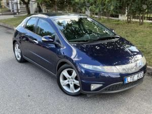 Blue Honda Civic 2011 in Vilnius, with an engine capacity of 1.80 L and mileage of 225 thousand km for 2850 €, photo 6 on AUTOMOTO.COM.LV