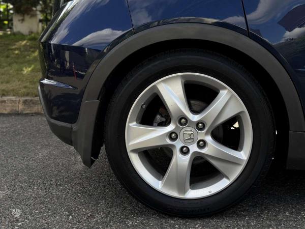 Blue Honda Civic 2011 in Vilnius, with an engine capacity of 1.80 L and mileage of 225 thousand km for 2850 €, photo 7 on AUTOMOTO.COM.LV