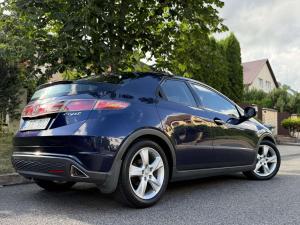 Blue Honda Civic 2011 in Vilnius, with an engine capacity of 1.80 L and mileage of 225 thousand km for 2850 €, photo 9 on AUTOMOTO.COM.LV