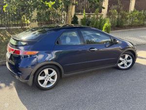 Blue Honda Civic 2011 in Vilnius, with an engine capacity of 1.80 L and mileage of 225 thousand km for 2850 €, photo 11 on AUTOMOTO.COM.LV