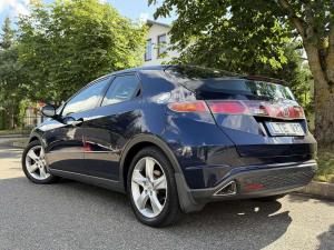 Blue Honda Civic 2011 in Vilnius, with an engine capacity of 1.80 L and mileage of 225 thousand km for 2850 €, photo 14 on AUTOMOTO.COM.LV