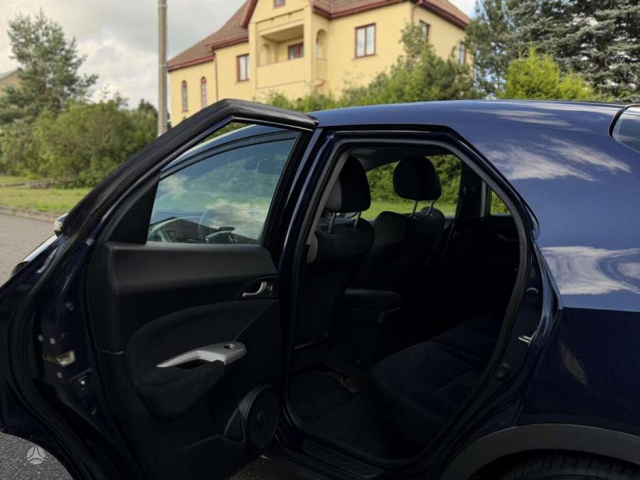 Blue Honda Civic 2011 in Vilnius, with an engine capacity of 1.80 L and mileage of 225 thousand km for 2850 €, photo 30 on AUTOMOTO.COM.LV