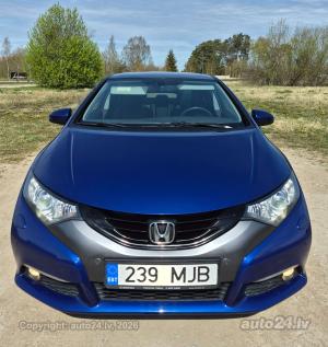 Zils Honda Civic 2013 Tallina, ar dzinēja tilpumu 1.80 L un nobraukumu 164 tūkst. km par 7990 €, foto 3 vietnē AUTOMOTO.COM.LV