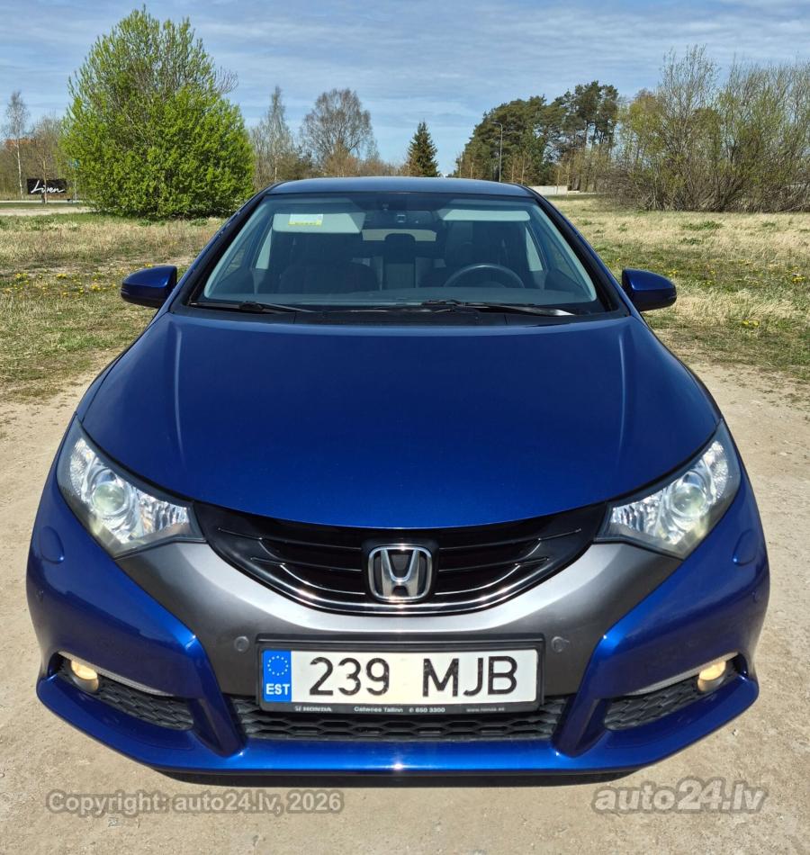 Zils Honda Civic 2013 Tallina, ar dzinēja tilpumu 1.80 L un nobraukumu 164 tūkst. km par 7990 €, foto 3 vietnē AUTOMOTO.COM.LV