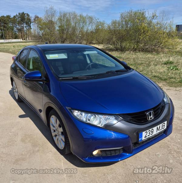 Zils Honda Civic 2013 Tallina, ar dzinēja tilpumu 1.80 L un nobraukumu 164 tūkst. km par 7990 €, foto 3 vietnē AUTOMOTO.COM.LV