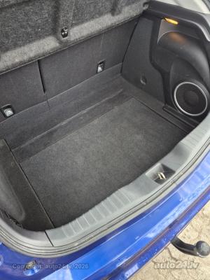 Zils Honda Civic 2013 Tallina, ar dzinēja tilpumu 1.80 L un nobraukumu 164 tūkst. km par 7990 €, foto 14 vietnē AUTOMOTO.COM.LV
