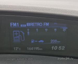 Zils Honda Civic 2013 Tallina, ar dzinēja tilpumu 1.80 L un nobraukumu 164 tūkst. km par 7990 €, foto 20 vietnē AUTOMOTO.COM.LV