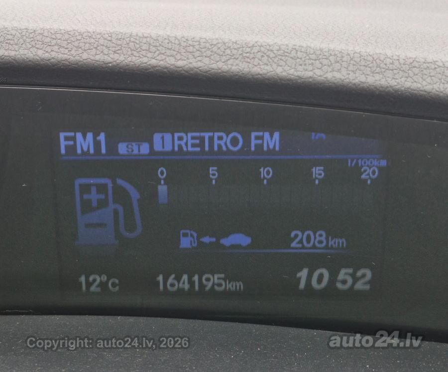 Zils Honda Civic 2013 Tallina, ar dzinēja tilpumu 1.80 L un nobraukumu 164 tūkst. km par 7990 €, foto 20 vietnē AUTOMOTO.COM.LV