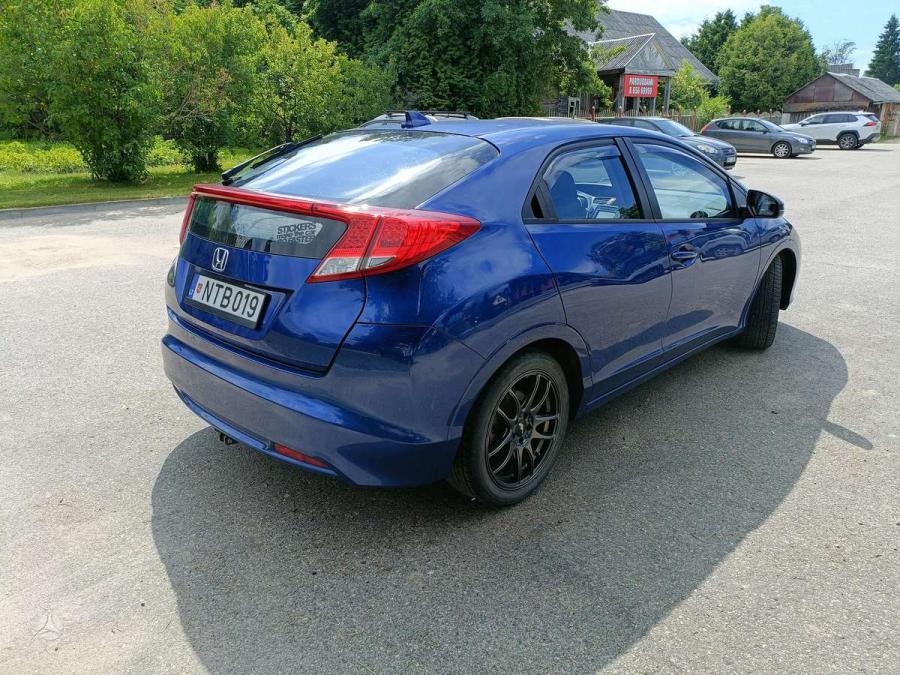 Zils Honda Civic 2013 Utena, ar dzinēja tilpumu 2.20 L un nobraukumu 260 tūkst. km par 4650 €, foto 5 vietnē AUTOMOTO.COM.LV