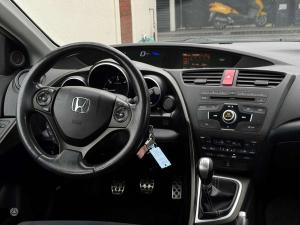 Zils Honda Civic 2013 Klaipėda, ar dzinēja tilpumu 1.60 L un nobraukumu 320 tūkst. km par 3950 €, foto 5 vietnē AUTOMOTO.COM.LV