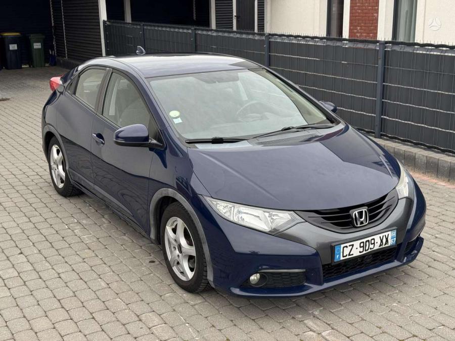 Zils Honda Civic 2013 Klaipėda, ar dzinēja tilpumu 1.60 L un nobraukumu 320 tūkst. km par 3950 €, foto 9 vietnē AUTOMOTO.COM.LV