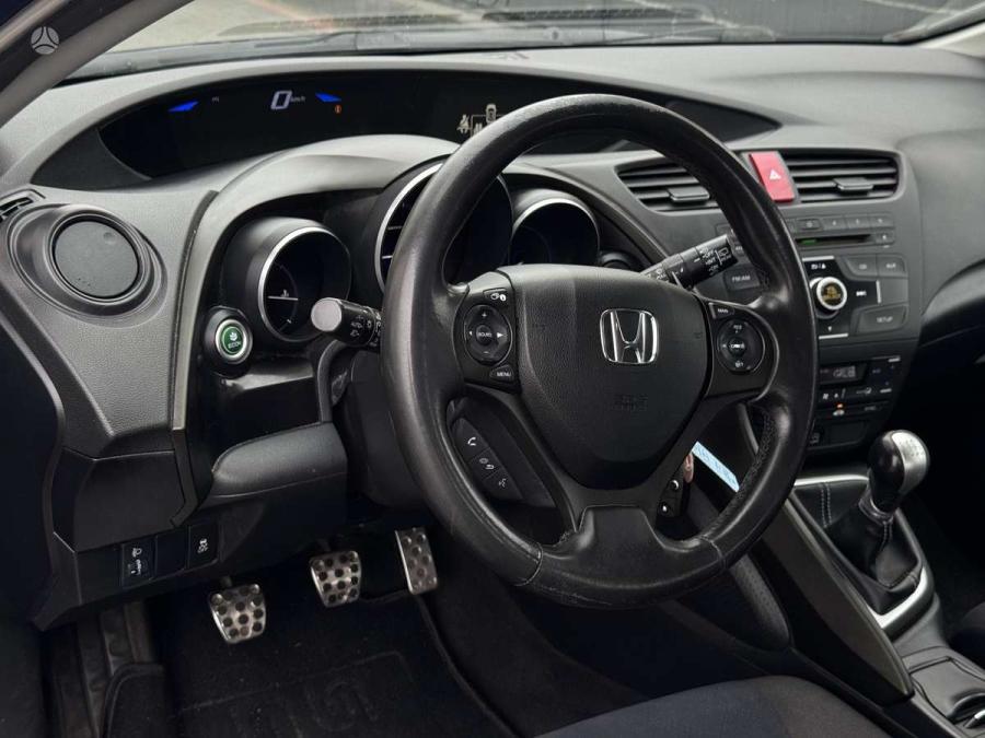 Zils Honda Civic 2013 Klaipėda, ar dzinēja tilpumu 1.60 L un nobraukumu 320 tūkst. km par 3950 €, foto 20 vietnē AUTOMOTO.COM.LV