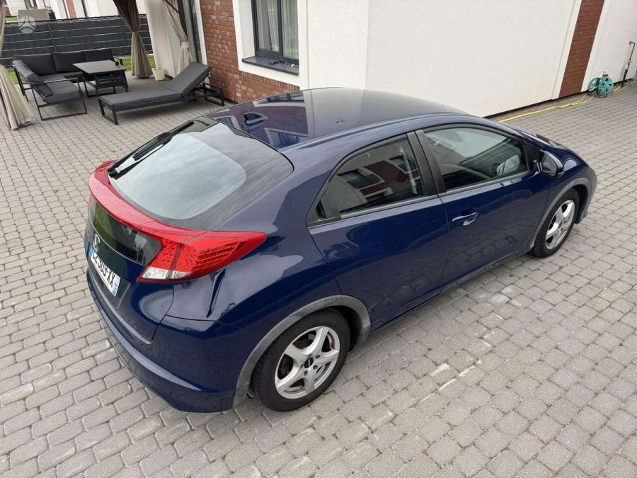 Zils Honda Civic 2013 Klaipėda, ar dzinēja tilpumu 1.60 L un nobraukumu 320 tūkst. km par 3950 €, foto 34 vietnē AUTOMOTO.COM.LV