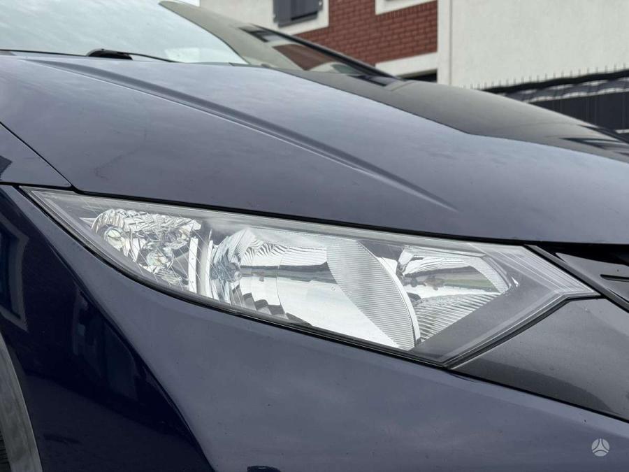 Zils Honda Civic 2013 Klaipėda, ar dzinēja tilpumu 1.60 L un nobraukumu 320 tūkst. km par 3950 €, foto 37 vietnē AUTOMOTO.COM.LV