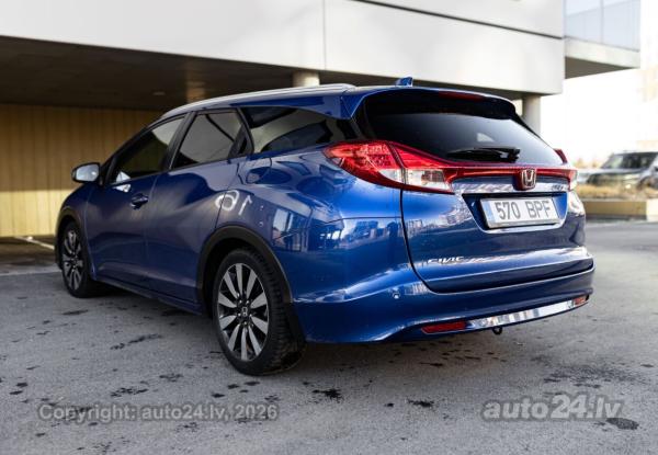 Blue Honda Civic 2015 in Tallinn, with an engine capacity of 1.80 L and mileage of 91 thousand km for 10990 €, photo 5 on AUTOMOTO.COM.LV