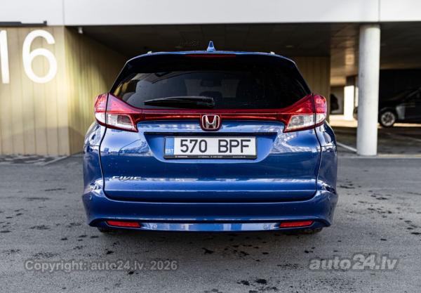 Blue Honda Civic 2015 in Tallinn, with an engine capacity of 1.80 L and mileage of 91 thousand km for 10990 €, photo 6 on AUTOMOTO.COM.LV