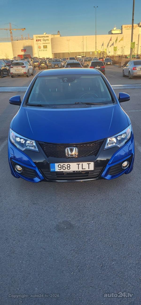Blue Honda Civic 2015 in Tallinn, with an engine capacity of 1.80 L and mileage of 170 thousand km for 10500 €, photo 3 on AUTOMOTO.COM.LV