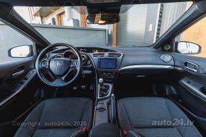 Zils Honda Civic 2015 Tallina, ar dzinēja tilpumu 1.60 L un nobraukumu 183 tūkst. km par 7900 €, foto 9 vietnē AUTOMOTO.COM.LV