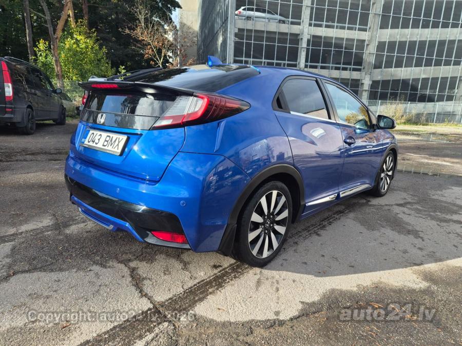 Zils Honda Civic 2015 Tallina, ar dzinēja tilpumu 1.80 L un nobraukumu 0 tūkst. km par 9700 €, foto 5 vietnē AUTOMOTO.COM.LV