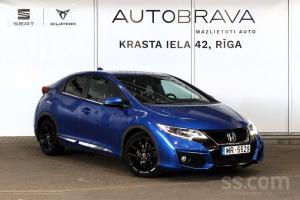 Blue Honda Civic 2016 in Riga, with an engine capacity of 1.80 L and mileage of 79 thousand km for 11990 €, photo 3 on AUTOMOTO.COM.LV