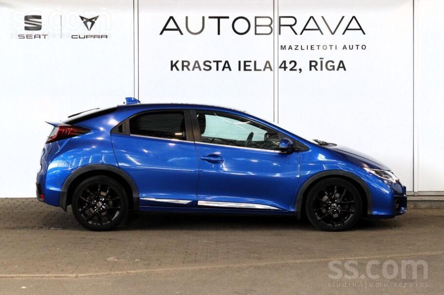 Blue Honda Civic 2016 in Riga, with an engine capacity of 1.80 L and mileage of 79 thousand km for 11990 €, photo 5 on AUTOMOTO.COM.LV