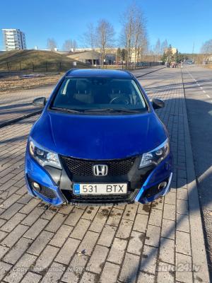Blue Honda Civic 2017 in Tallinn, with an engine capacity of 1.80 L and mileage of 74 thousand km for 14490 €, photo 4 on AUTOMOTO.COM.LV