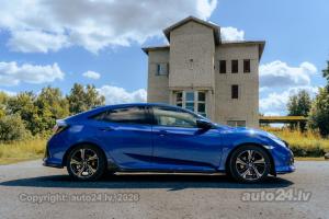 Zils Honda Civic 2017 Tallina, ar dzinēja tilpumu 1.50 L un nobraukumu 178 tūkst. km par 14700 €, foto 4 vietnē AUTOMOTO.COM.LV