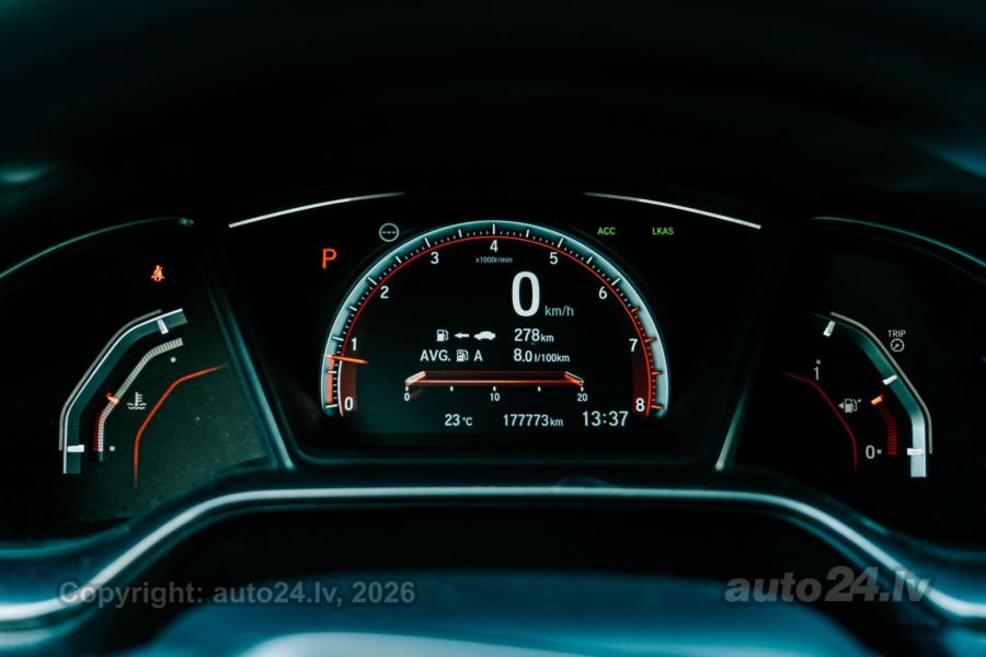 Zils Honda Civic 2017 Tallina, ar dzinēja tilpumu 1.50 L un nobraukumu 178 tūkst. km par 14700 €, foto 12 vietnē AUTOMOTO.COM.LV