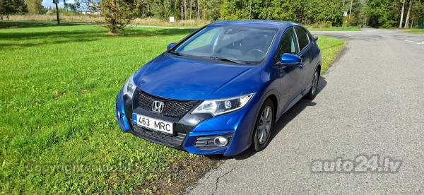 Zils Honda Civic 2017 Tartu, ar dzinēja tilpumu 1.80 L un nobraukumu 111 tūkst. km par 14600 €, foto  vietnē AUTOMOTO.COM.LV