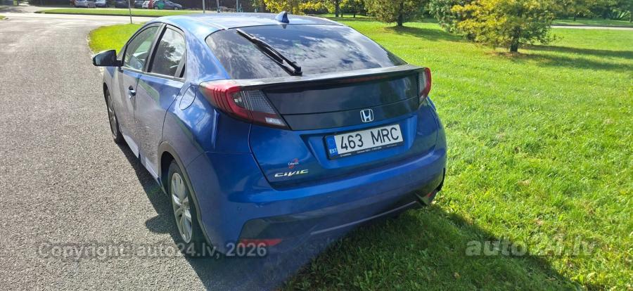 Zils Honda Civic 2017 Tartu, ar dzinēja tilpumu 1.80 L un nobraukumu 111 tūkst. km par 14600 €, foto 5 vietnē AUTOMOTO.COM.LV