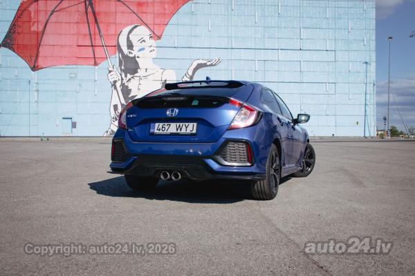 Blue Honda Civic 2018 in Tallinn, with an engine capacity of 1.50 L and mileage of 174 thousand km for 14999 €, photo 5 on AUTOMOTO.COM.LV