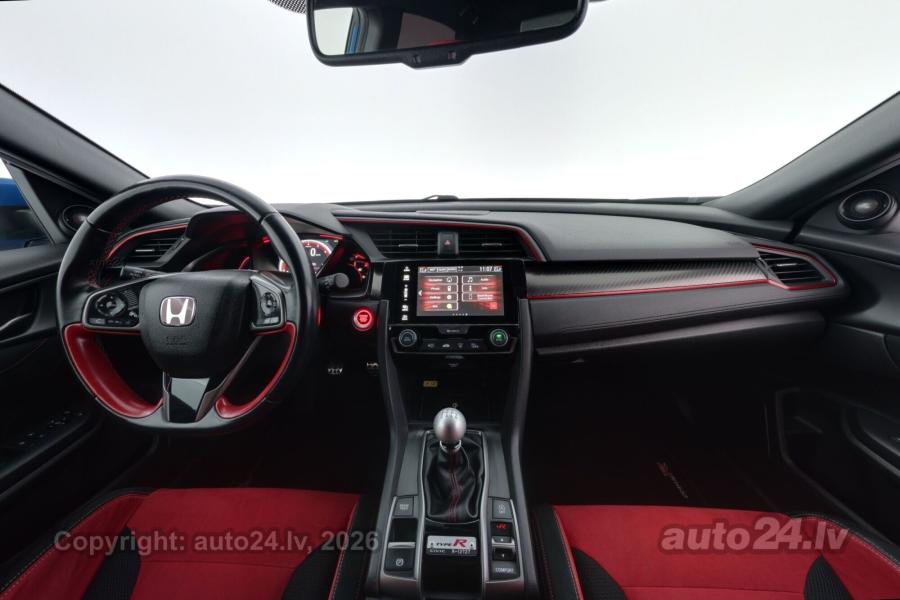Blue Honda Civic 2018 in Tallinn, with an engine capacity of 2.00 L and mileage of 110 thousand km for 26900 €, photo 12 on AUTOMOTO.COM.LV