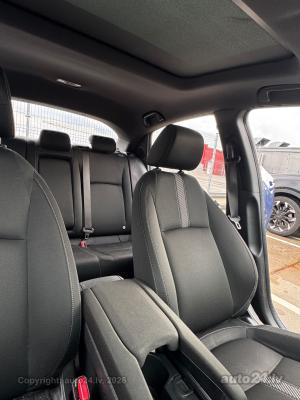 Blue Honda Civic 2018 in Tallinn, with an engine capacity of 1.00 L and mileage of 134 thousand km for 14900 €, photo 19 on AUTOMOTO.COM.LV