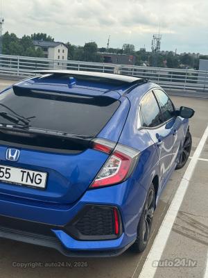 Blue Honda Civic 2018 in Tallinn, with an engine capacity of 1.00 L and mileage of 134 thousand km for 14900 €, photo 23 on AUTOMOTO.COM.LV
