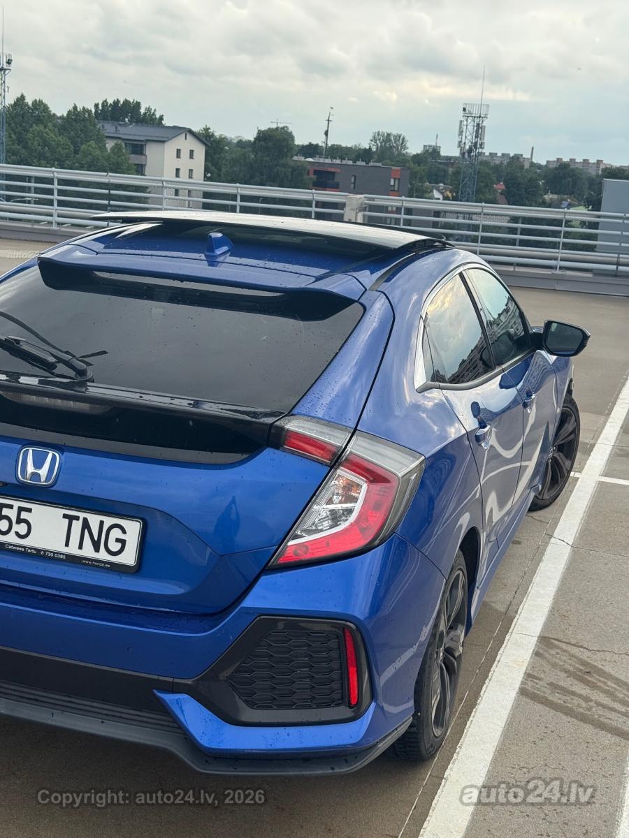 Blue Honda Civic 2018 in Tallinn, with an engine capacity of 1.00 L and mileage of 134 thousand km for 14900 €, photo 23 on AUTOMOTO.COM.LV