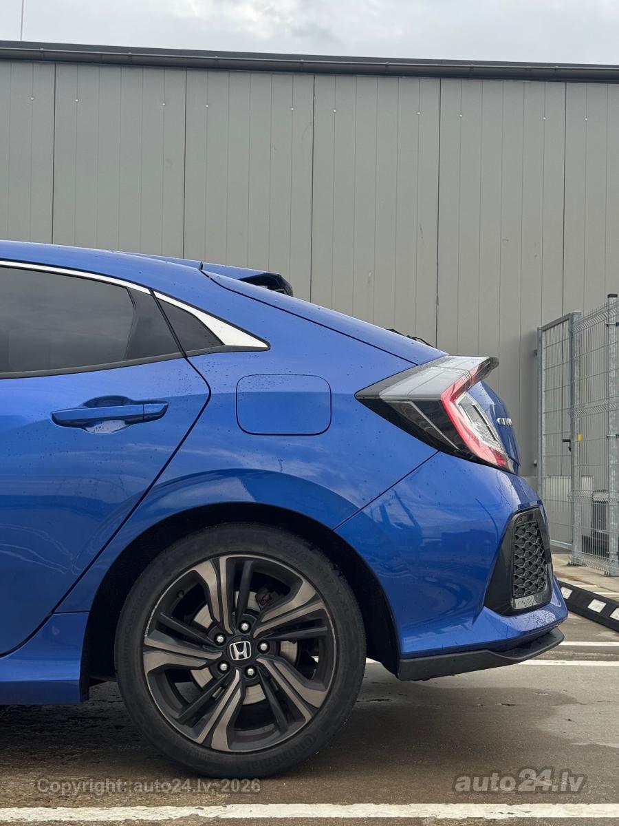 Blue Honda Civic 2018 in Tallinn, with an engine capacity of 1.00 L and mileage of 134 thousand km for 14900 €, photo 25 on AUTOMOTO.COM.LV