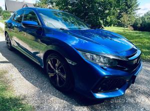 Zils Honda Civic 2018 Tallina, ar dzinēja tilpumu 1.00 L un nobraukumu 90 tūkst. km par 14500 €, foto  vietnē AUTOMOTO.COM.LV